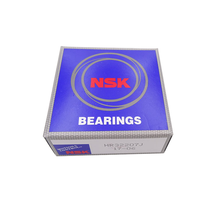 NSK 32207 bearing 35*72*24.25mm Tapered roller bearings 32207