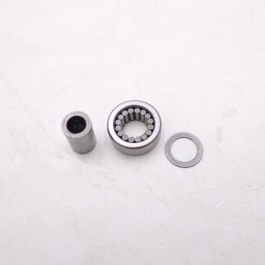 Rocker arm roller bearing 8.3*17*6.5 mm with washers and shaft
